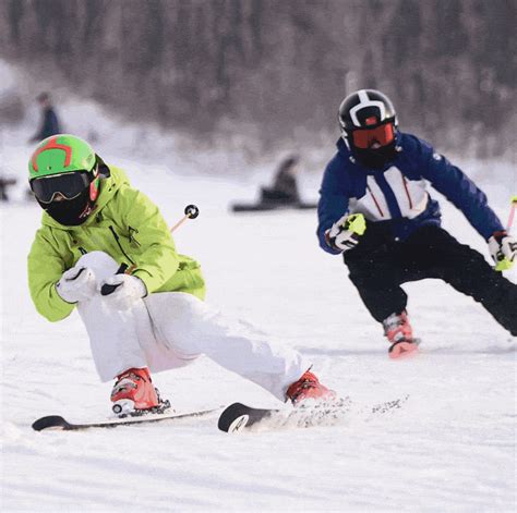 冬季限定cp！当激情滑雪撞上氤氲温泉，这feel倍儿爽！运动沈北冰天雪地