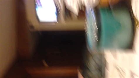 섹시한 뚱뚱한 밀프가 걸어가는 42ds를 지켜봐 xHamster