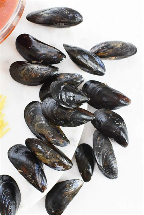 Mussels Pasta Recipe With Red Sauce Sizzling Eats