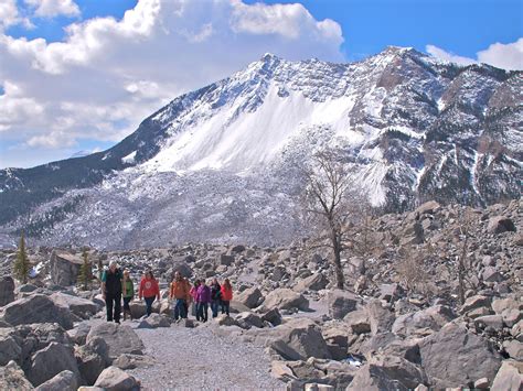What To Do On A Day Trip To The Crowsnest Pass Avenue Calgary