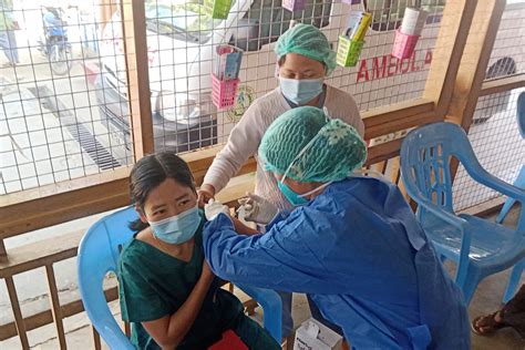 ကံမမြို့နယ်တွင် ကိုဗစ် ၁၉ ရောဂါ ကာကွယ်ဆေး စတင်ထိုးနှံပေး Information And Public Relations