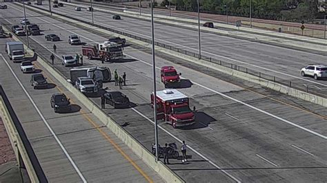 Crash Involving Dps Vehicle Temporarily Closes I 17 In Phoenix