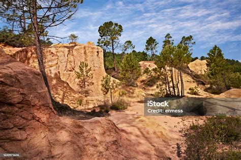루브 롱의 자연 공원 특성 황토 바위의 루시 용 프로방스 프랑스 풍경 자연 풍치지구에 대한 스톡 사진 및 기타 이미지 자연 풍치지구 뤼베롱 자연 공원 Istock