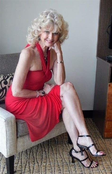 Post 714306615553261568 Moms Milfs Matures And Tumbex