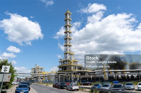 폴란드 Trzebinia에 있는 Orlen Południe 정유 공장 Pkn Orlen 폴란드 Koncern Naftowy 폴란드 석유 정제 회사 0명에 대한 스톡 사진 및