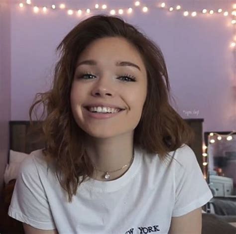Pin By Kylie On Signa Mae Internet Girl Cute Beauty Aesthetic Hair