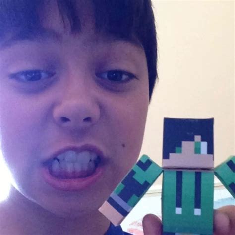 80 Benoftheweek😎🔥 Ideas Do I Love Him Youtubers Hey Mama