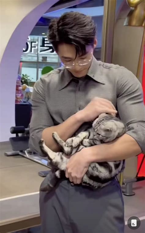 Theres This Man On Tik Tok Going Viral For Working Out In Suits And This Picture Of Him Just
