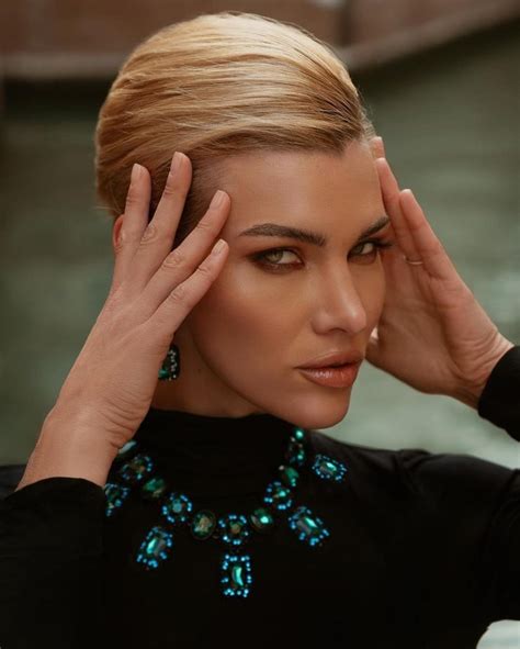 Picture Of Gabriela Iliescu