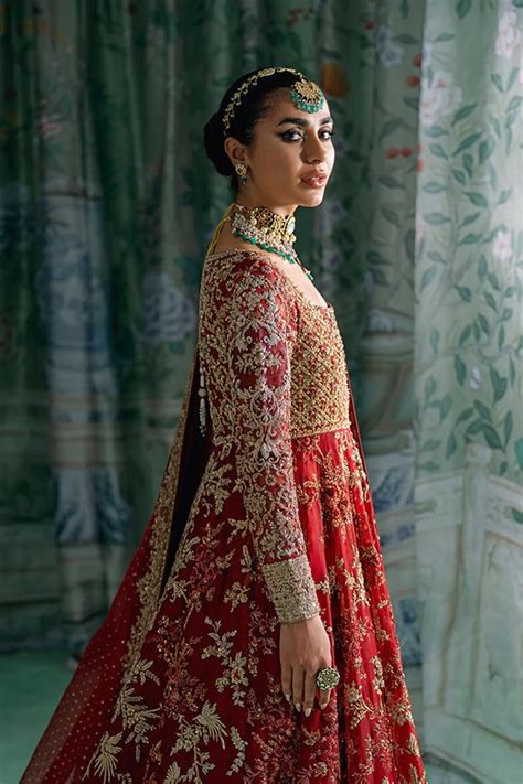 sona rafiq stuns in ruby red bridal angrakha [pictures] lens