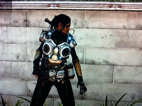 Alicia Valera My Gears Of War 3 Weapon Combos And Statistics