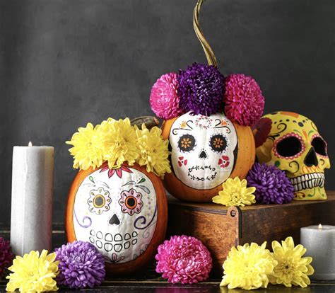 Day Of The Dead Skull Designs With Flowers