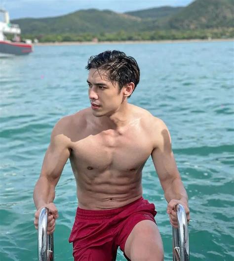 คอมพลีสมาก