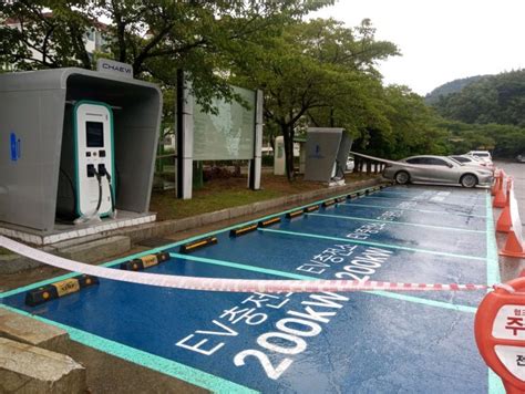 포항시 탄소중립 선도 ‘친환경에너지 무공해차 충전인프라 대폭 늘린다 아시아경제