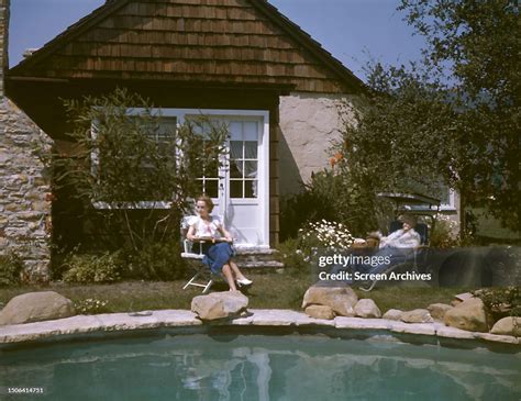 American Actress Lillian Gish And Her Mother Actress Mary Gish Relax