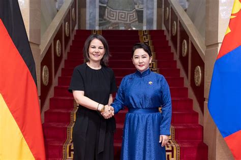 Гадаад харилцааны сайд Б Батцэцэг ХБНГУ ын Гадаад хэргийн сайд Анналена Бербок нар уулзалт