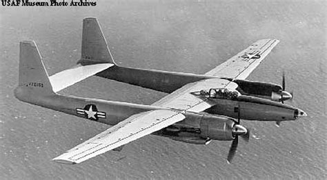 Raw Footage Of Howard Hughes Jrs Crash He Cut Through Three Beverly Hills Homes World War Wings
