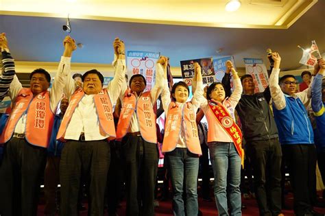 楊瓊瓔后里造勢 挺洪慈庸議員倒戈 政治 中時