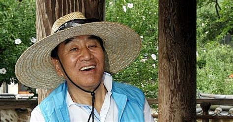 밀짚모자 쓴 특임장관