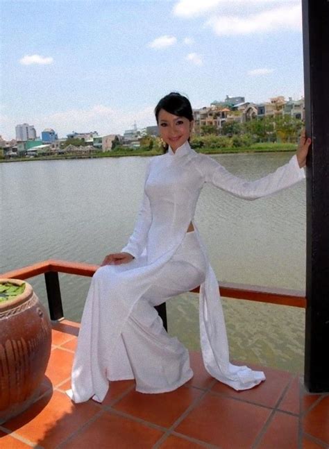 Ghim Tr N Th I Trang Ch U