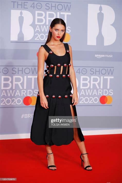 ปักพินโดย Olivia ใน Iris Law