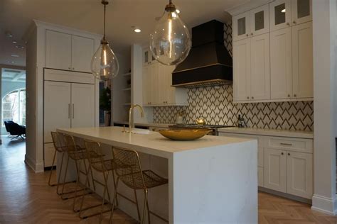 Windy City Rehab Dramatic Before And After For The Wood House