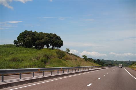 무료 이미지 운전 아스팔트 레인 도로 여행 하부 구조 비 건축물 통제 된 고속도로 2544x1696 70572 무료 이미지 Pxhere