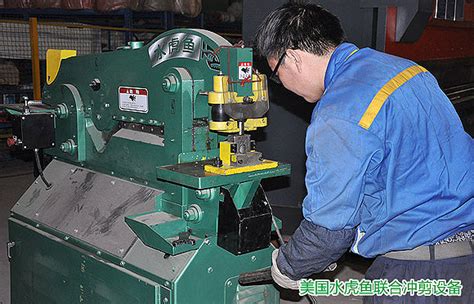 生产装备 磷化线 发黑线 电泳线 自动磷化线 磷化设备 无锡华能表面处理有限公司