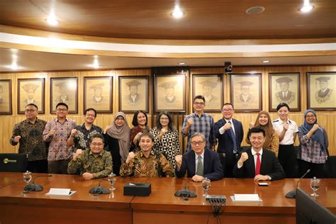 Penandatanganan Agreement Of Implementation Antara Feb Dan Lpem Ui Dengan Shanghai Advanced