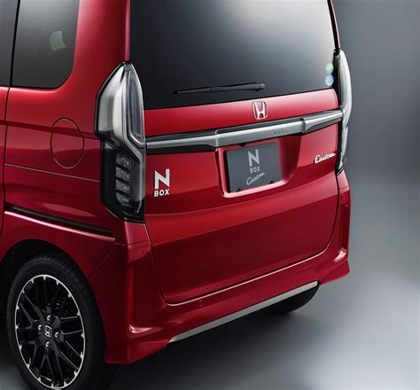 Honda N BOX Facelift 2021 JP AutoWeek Nl