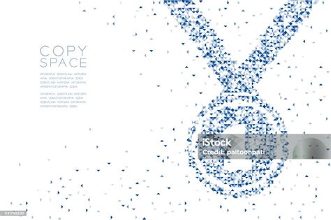 추상적인 기하학적 다각형 사각형 상자와 삼각형 패턴 넘버 원 메달 모양 우승자 개념 디자인 파란색 그림 복사 공간 흰색 배경에