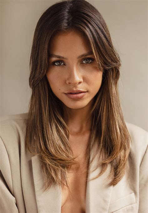 Picture Of Deni Mcdermott