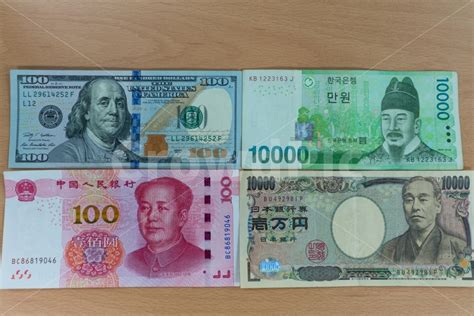 달러 위안 엔화 원화 지폐 사진이미지일러스트캘리그라피 크리에이티브열정작가