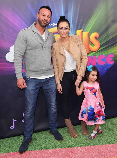 Jenni ‘jwoww Farley Roger Mathews Reunite For Easter Train Ride Us