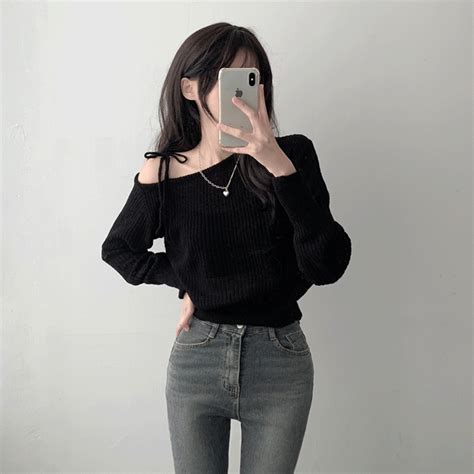 여름까지 쭉 핏예쁨 리본끈 원 오프숄더 긴팔 부클 니트 에이블리