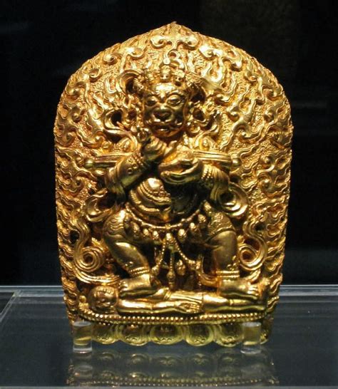 კახა ბუდისტური ღვთაების მაჰაკალას ოქროს ბარელიეფური სტატუა მინის დინასტიიდან 1368 1644 სამი