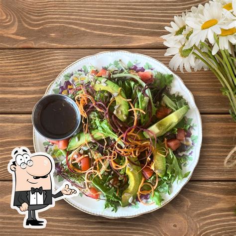 Lazy Daisys Cafe Toronto Restaurant Menu Prices And Reviews