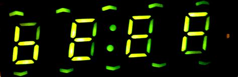 4x7 Segment Led Display As A Digital Clock Using Two 74hct595 8 Bit Shift Registers By R X