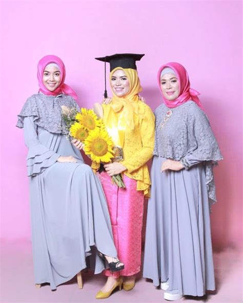 5 Inspirasi Kebaya Yang Cocok Kamu Kenakan Saat Wisuda Nanti