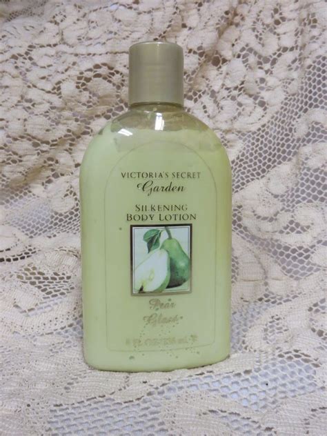 Vintage Victorias Secret Garden Silkening Body Lotion Pear Glace
