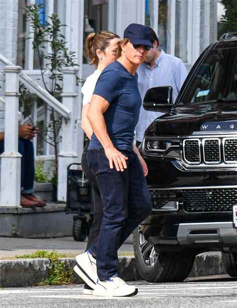 Tom Cruise 63 Finally Goes Official With Ana De Armas 37 As Loved