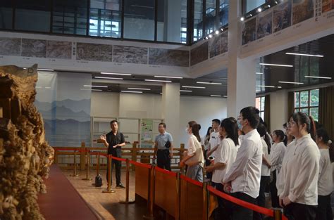 主题教育——土木工程学院开展“学习工匠精神，传承非遗文化”活动 土木工程学院