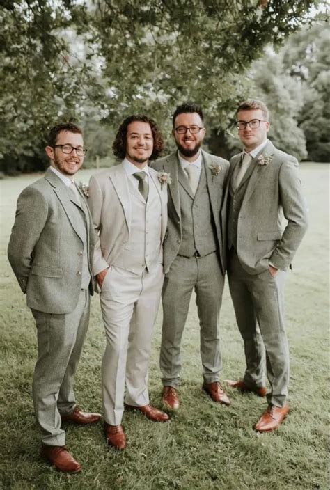 Pin By Alondra Lorenzo On Wedding 🤍 Wedding Suits Groom Groom Wedding Attire Groom And