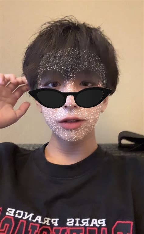 POCARI SWEAT直播表演 Nudevista