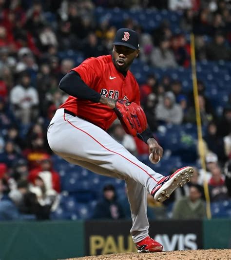 Yankees Discard Chapman Fires 1038 Mph Heater — Fastest Of 2025