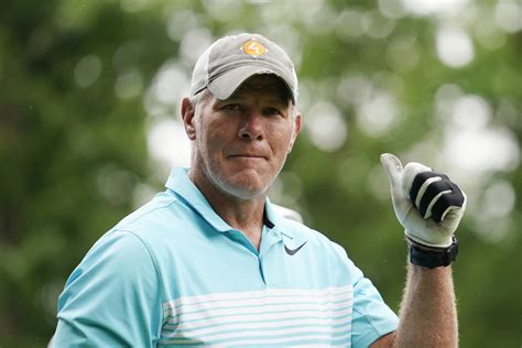 Brett Favre Has Let Everyone Know Where He Stands Politically The Spun