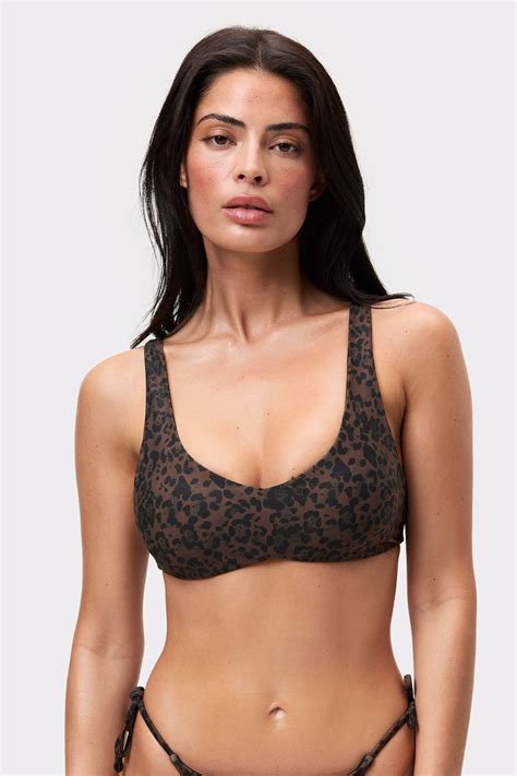 Ruched Bikini Bra Black I Sneldrogend I Stronger