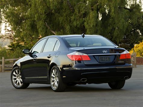 2010 Hyundai Genesis Specs Prices Mpg Reviews And Photos