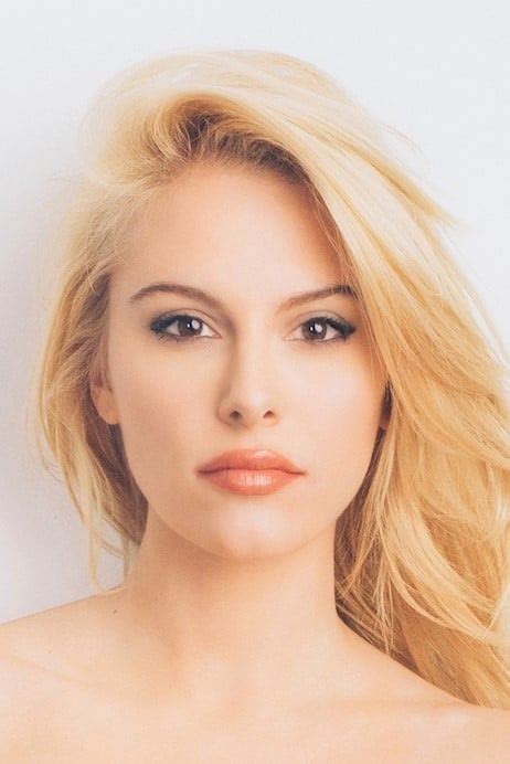 Jackie Moore Goldposter