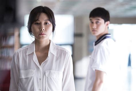 美しき男子生徒と女教師の禁断の情事衝撃のエロティックサスペンス女教師 シークレットレッスン公開決定 MOVIE TV CINEMA Life シネマライフエンタメ情報